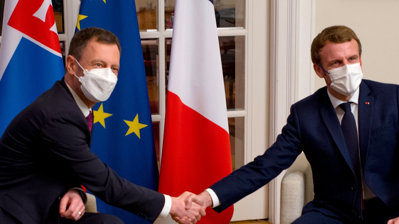Premiéri V4 s Macronom rokovali o migrácii, právnom štáte aj atómovej ...