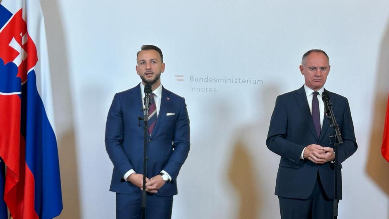 Kontroly na hraniciach s Rakúskom budú až do odvolania. Minister Karner sa vyjadril k migračnej ...