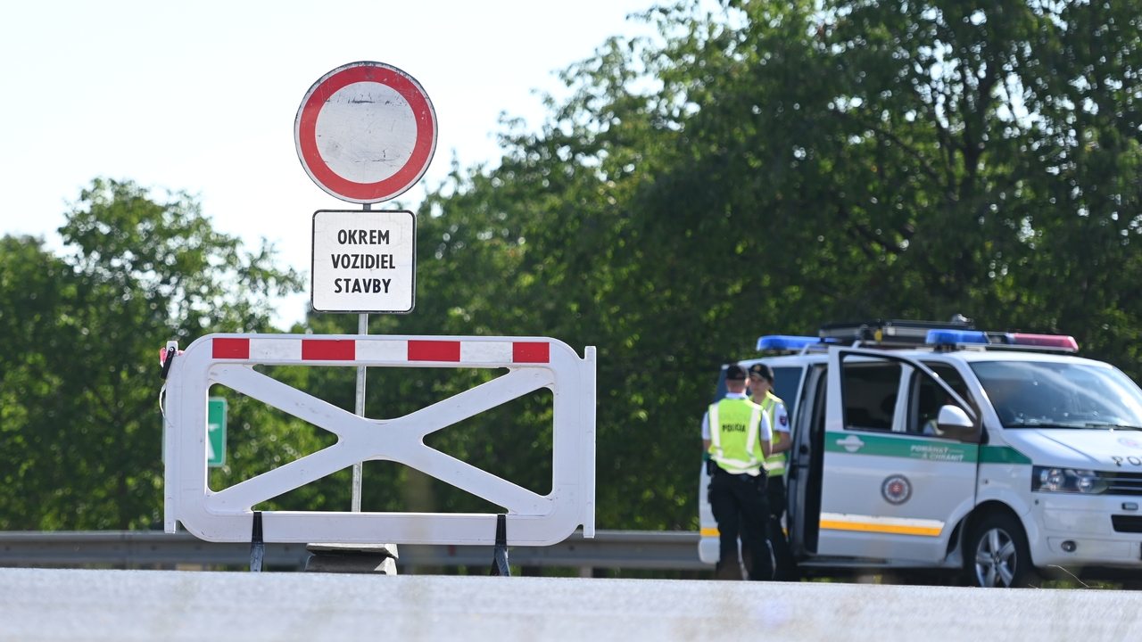 Vodiči sa cez víkend musia pripraviť na obmedzenia. Práce na D1 si ...