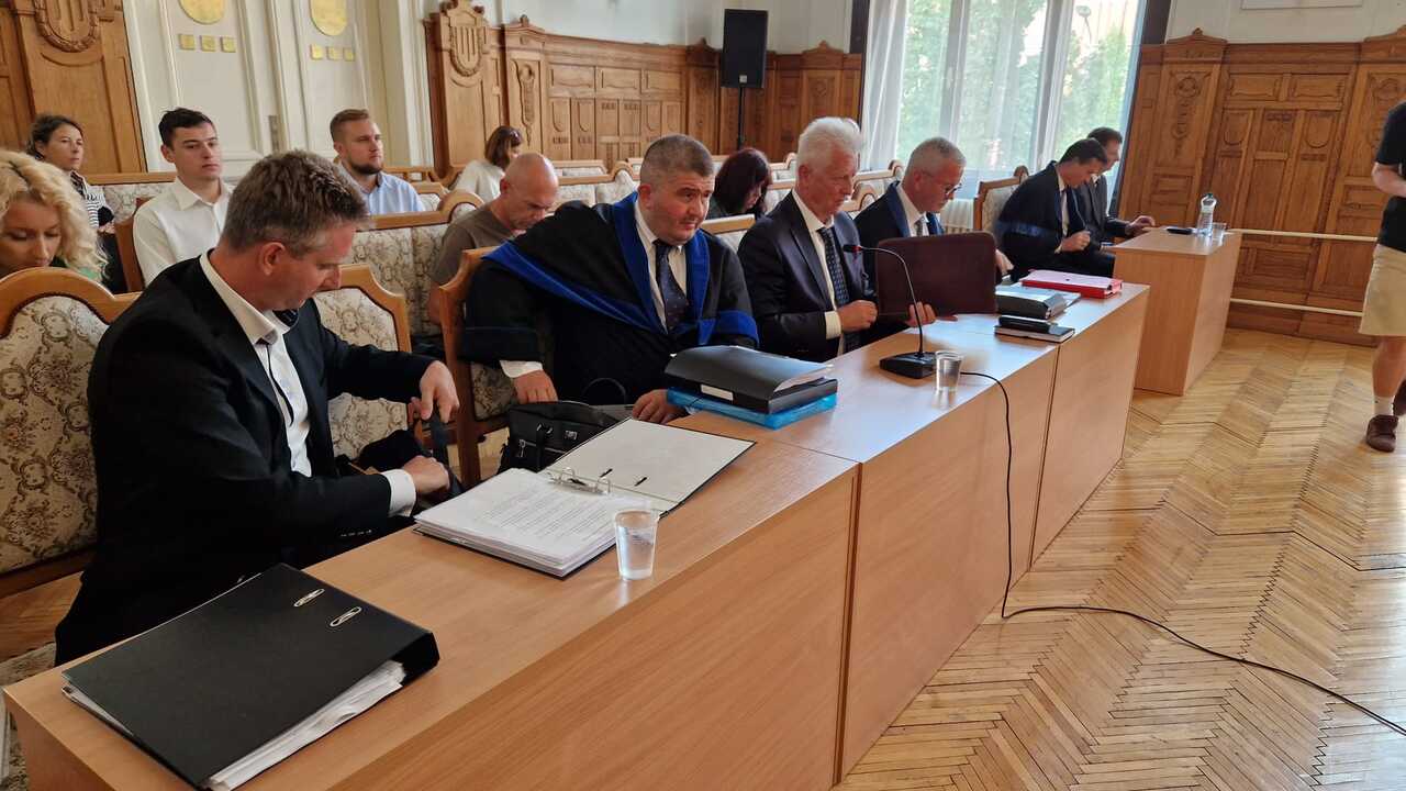 Na súde pokračoval proces v korupčnej kauze Mýtnik. Podľa Brhela je jeho obžaloba absurdná | ta3