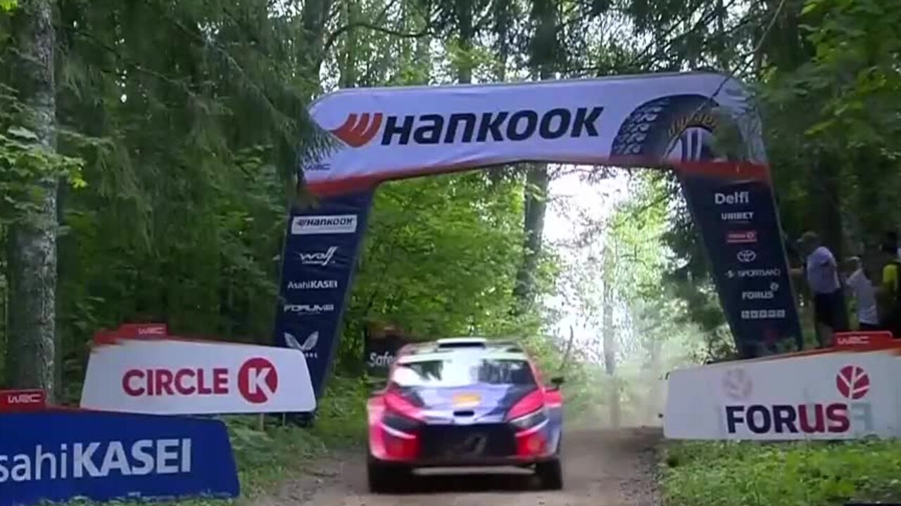 Solberg ovládol Rely Estónska. Debutové víťazstvo si vybojoval ako ...