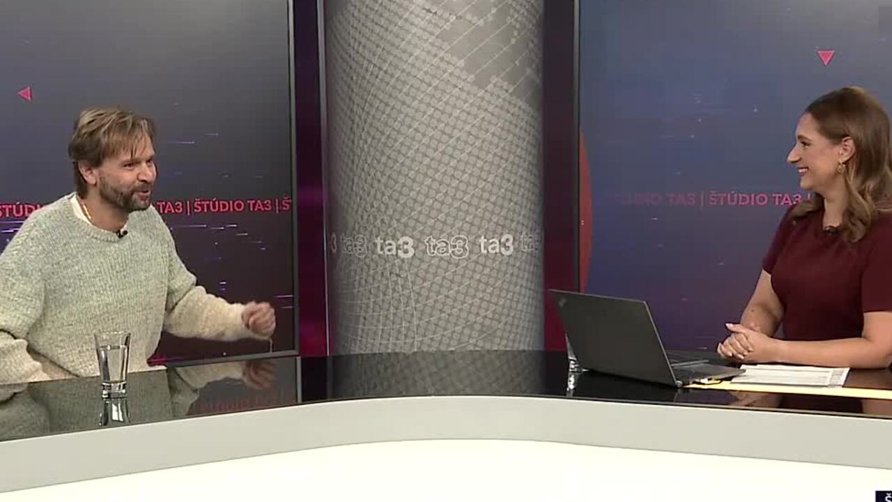 Divadelná sezóna plná návratov. Ján Ďurovčík oslavuje 40 rokov ...