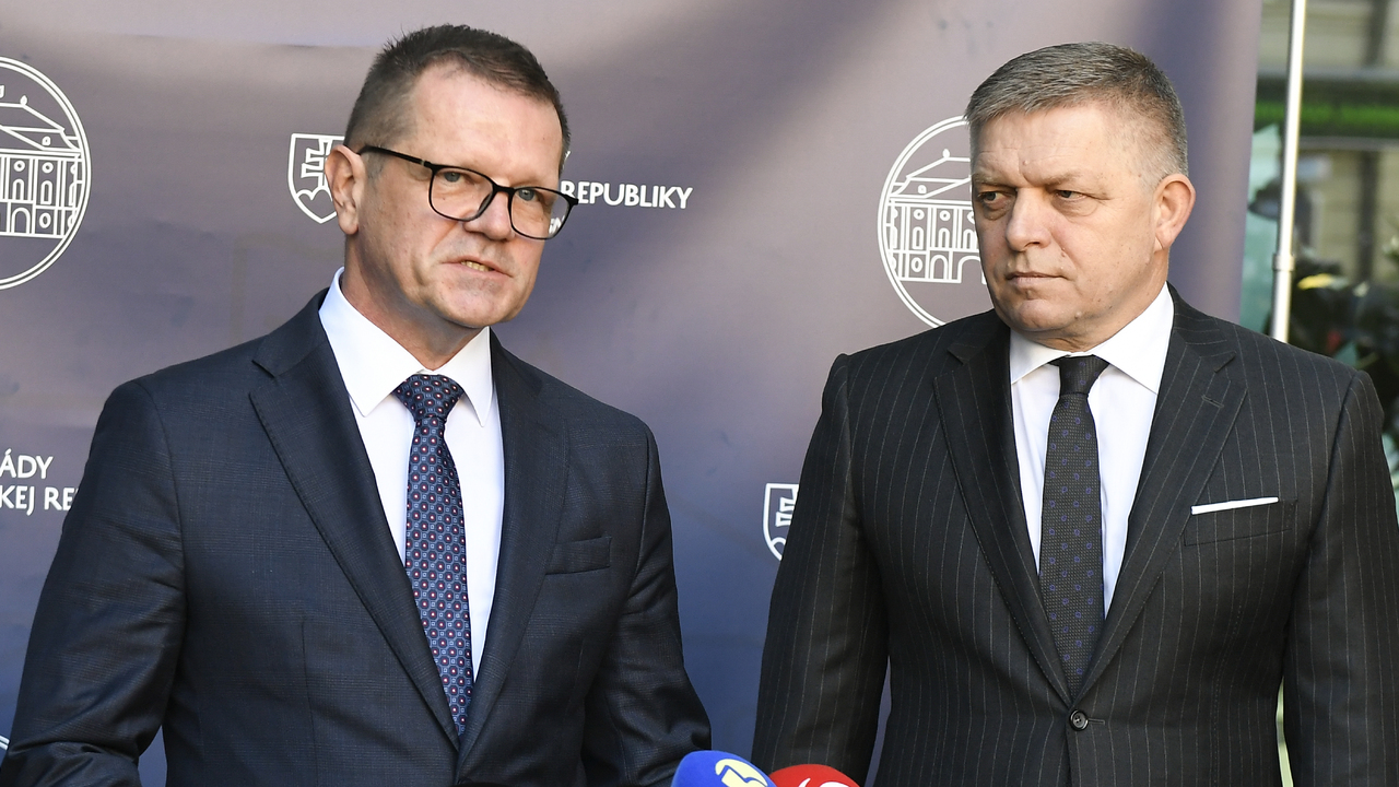Fico žiadal odvolanie podpredsedu vlády Kmeca, ten už stihol podať ...