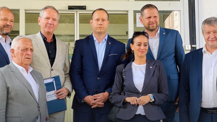 Nová politická strana získala oficiálnu registráciu. Cez víkend si bude ...