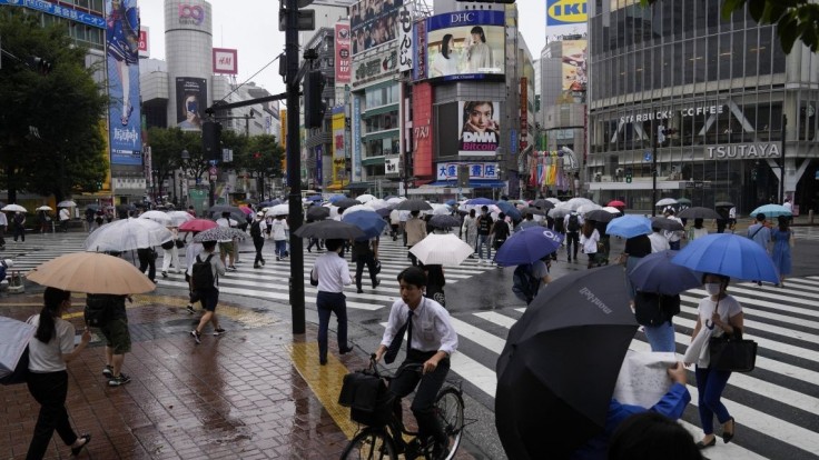 Japonská vláda začala intervenovať na obranu slabej meny, prvýkrát od ...