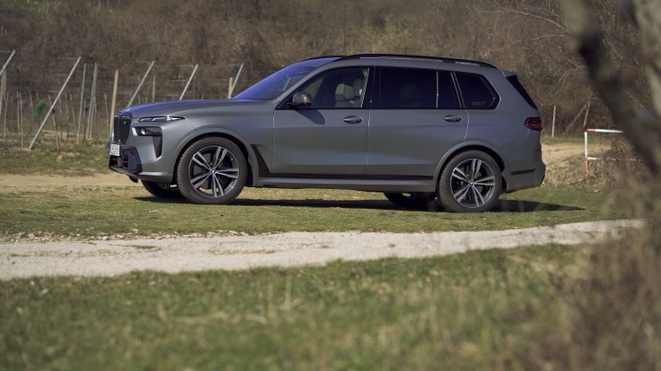 Nadupané BMW X7 po facelifte. Bavorák, ktorý pohladí na duši každého ...